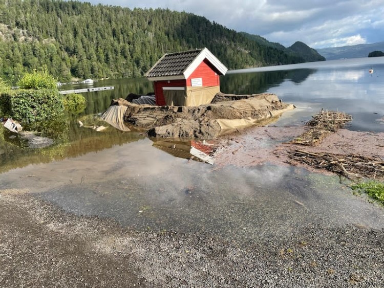 Rødt flomvarsel for Holsfjorden - Lier kommune