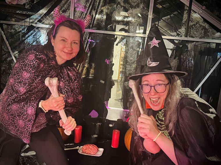 Halloween hos Lier bibliotek - tør du ta turen? - Lier kommune
